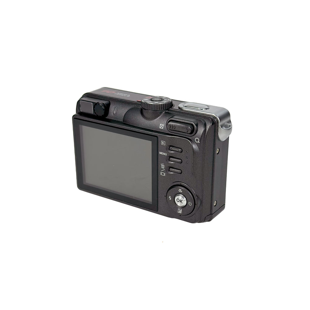 Hitachi HDC-1061E Digital Compact – Retro Camera Shop